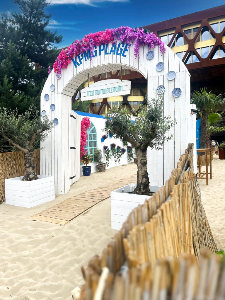 Une oasis méditerranéenne au Kirchberg | KPMG Plage 2024